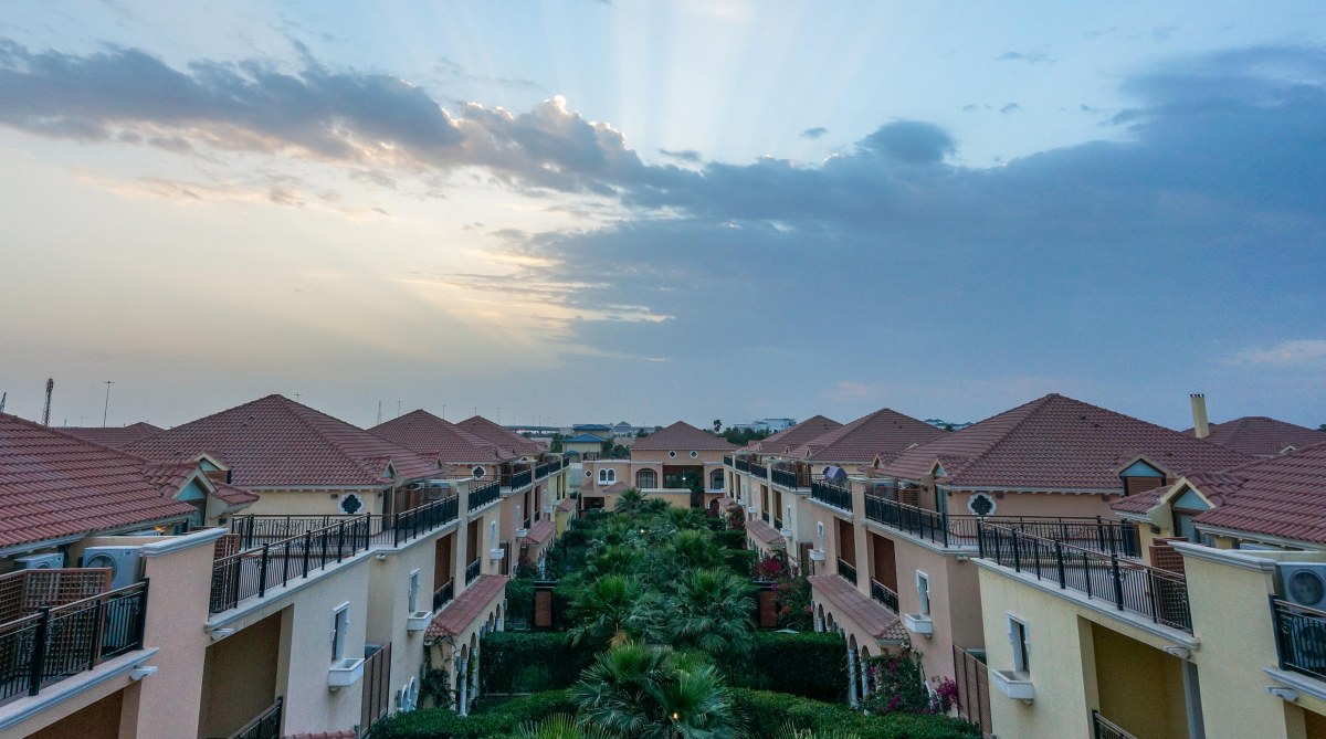 Four Tips for Surviving Compound Life – Brightside Story Studio